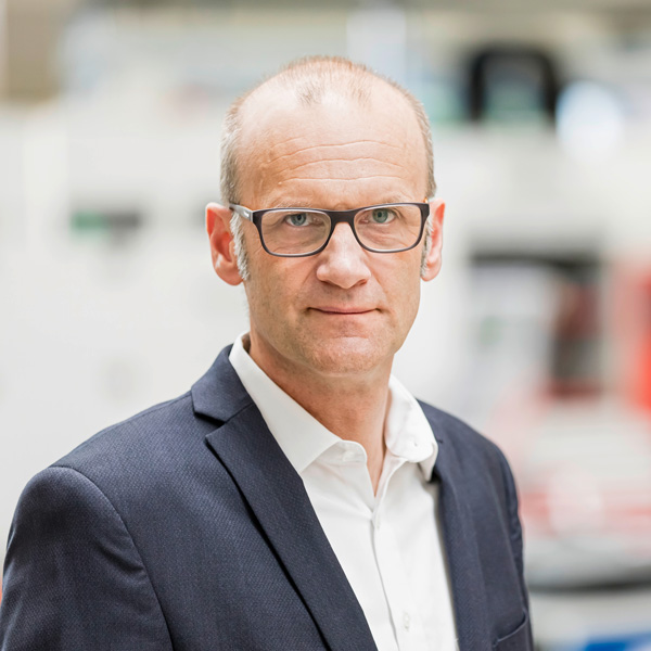 Expertise, quality, reliability - OPUS Formenbau - Opus Formenbau